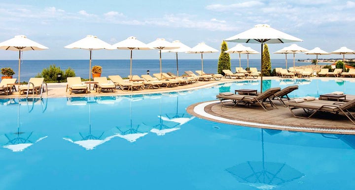 Ikos Oceania in Nea Moudania, Greece | Holidays from £639pp | loveholidays